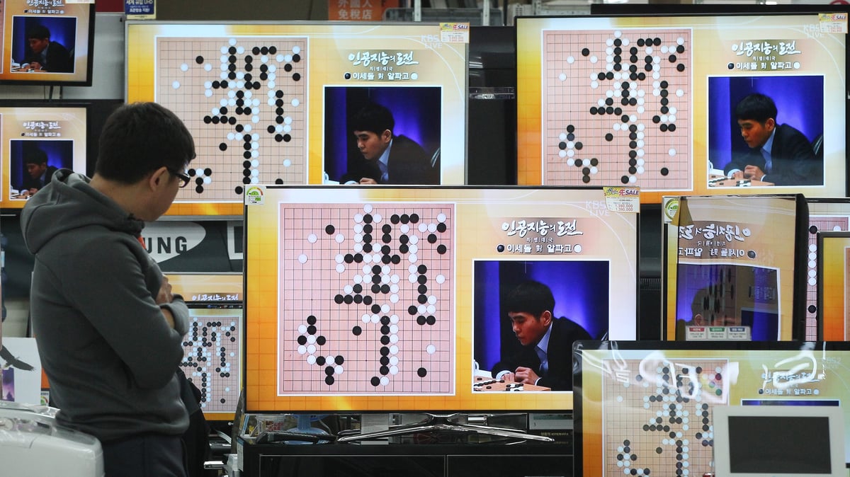 Go humans! The world’s best Go player wants a shot at Google’s ...