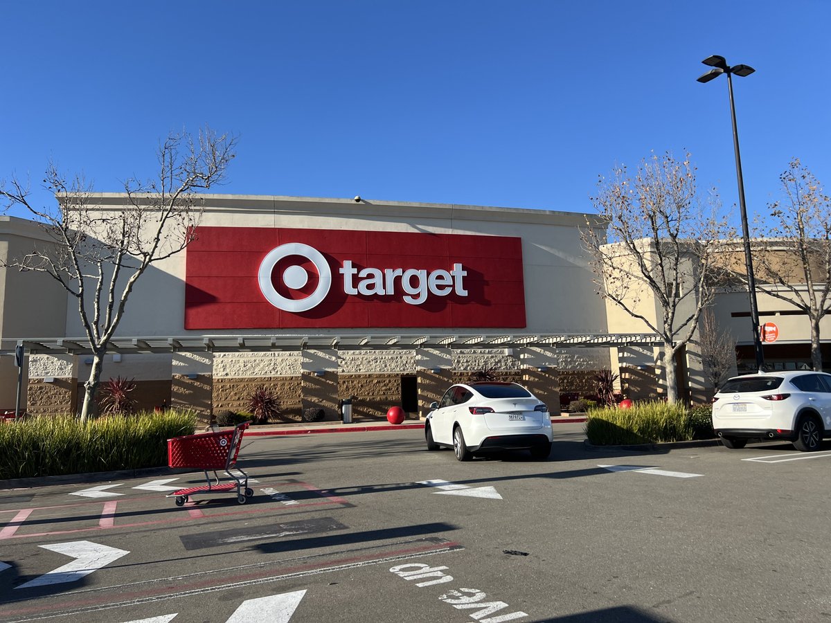 6 big companies ditching DEI — and 6 that are sticking with it