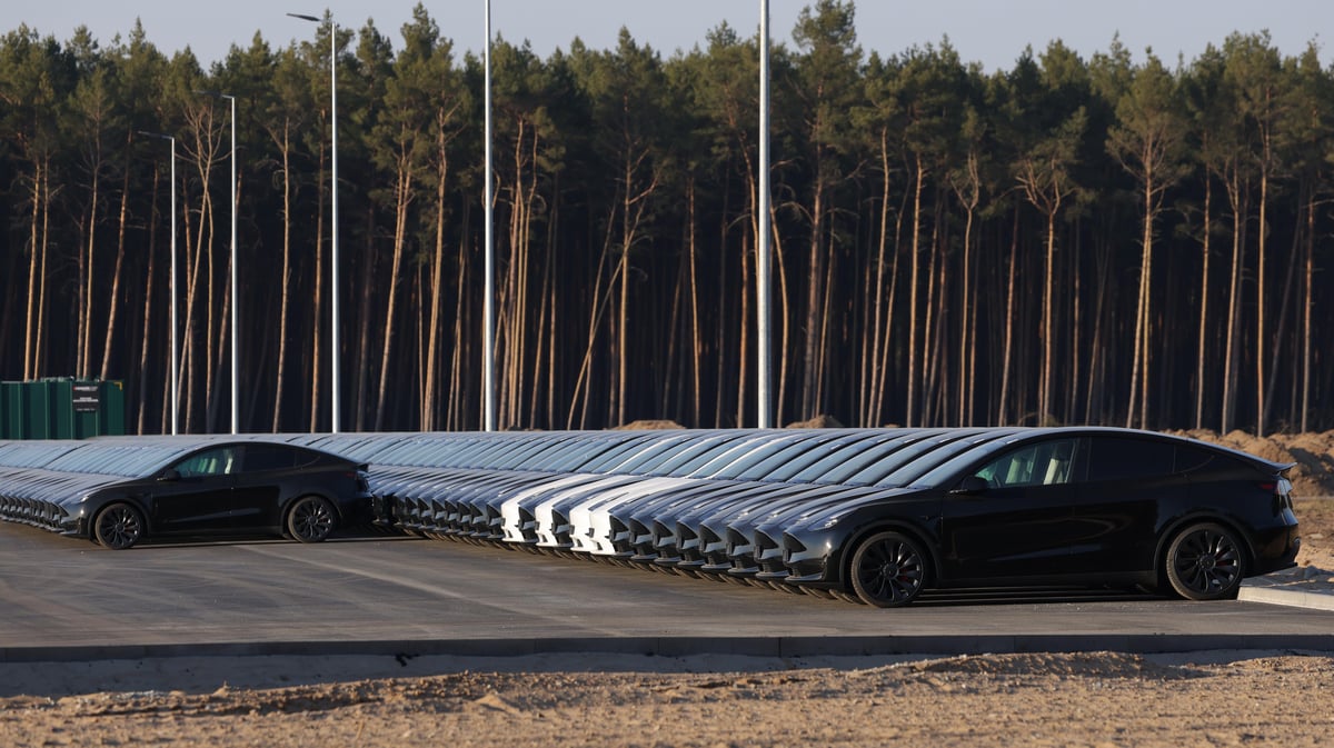 Tesla has so many unsold cars that it's storing them in an an abandoned ...