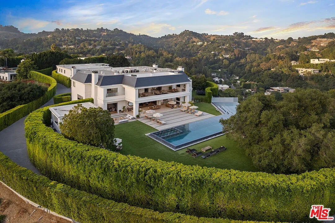 Look inside the $68 million mansion that Ben Affleck and Jennifer Lopez ...