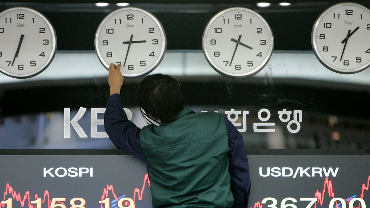 Adam Grant says the work day should end at 3 pm
