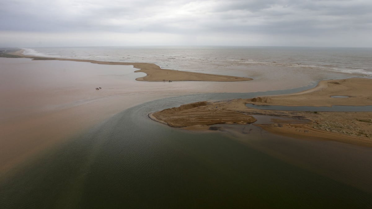 Photos: Haunting images show the devastating effects of a toxic mud ...