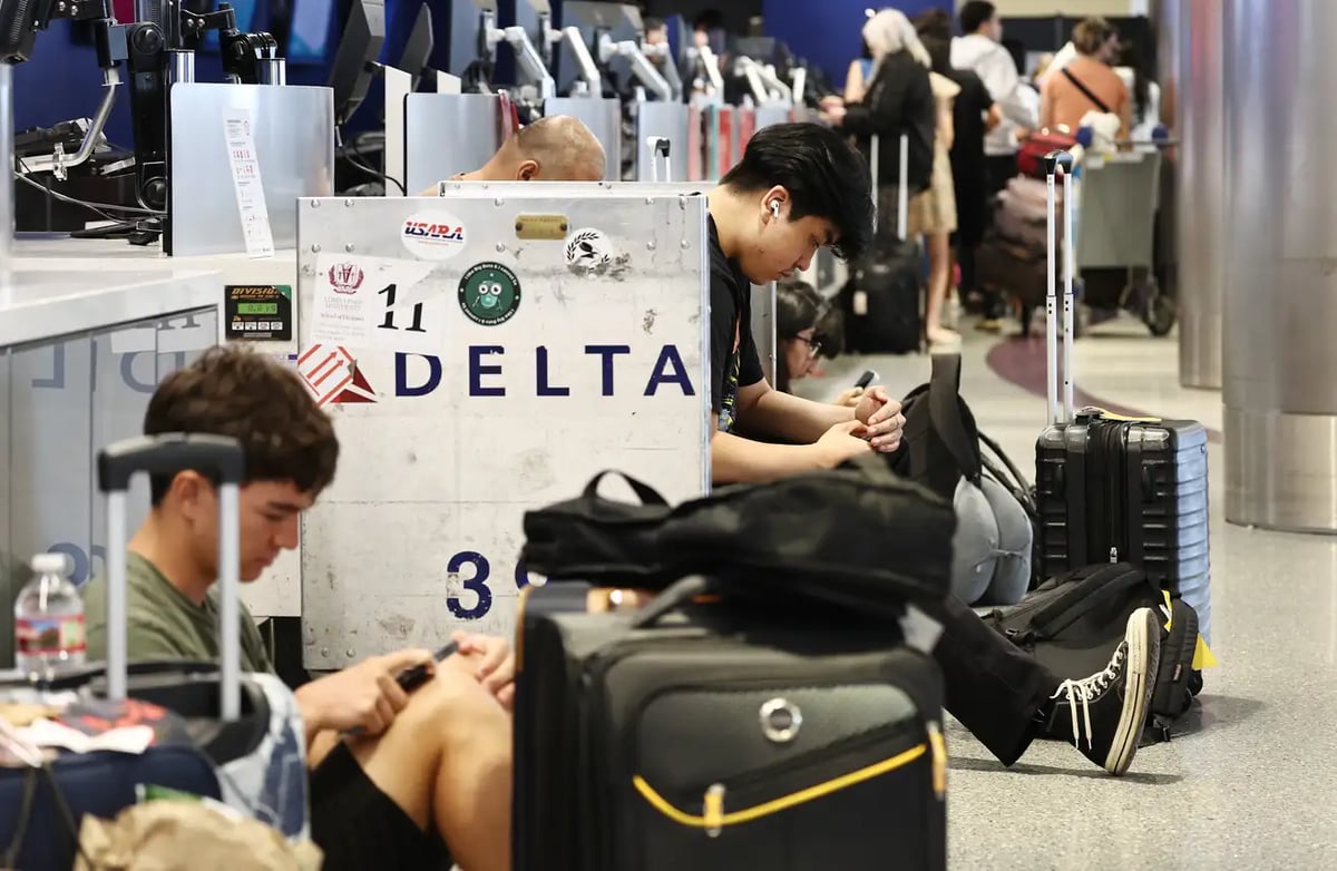Microsoft says Delta 'never replied' to executive's offer to help ...