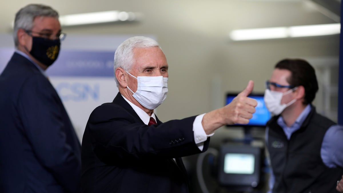 Politicians are struggling with face-mask optics