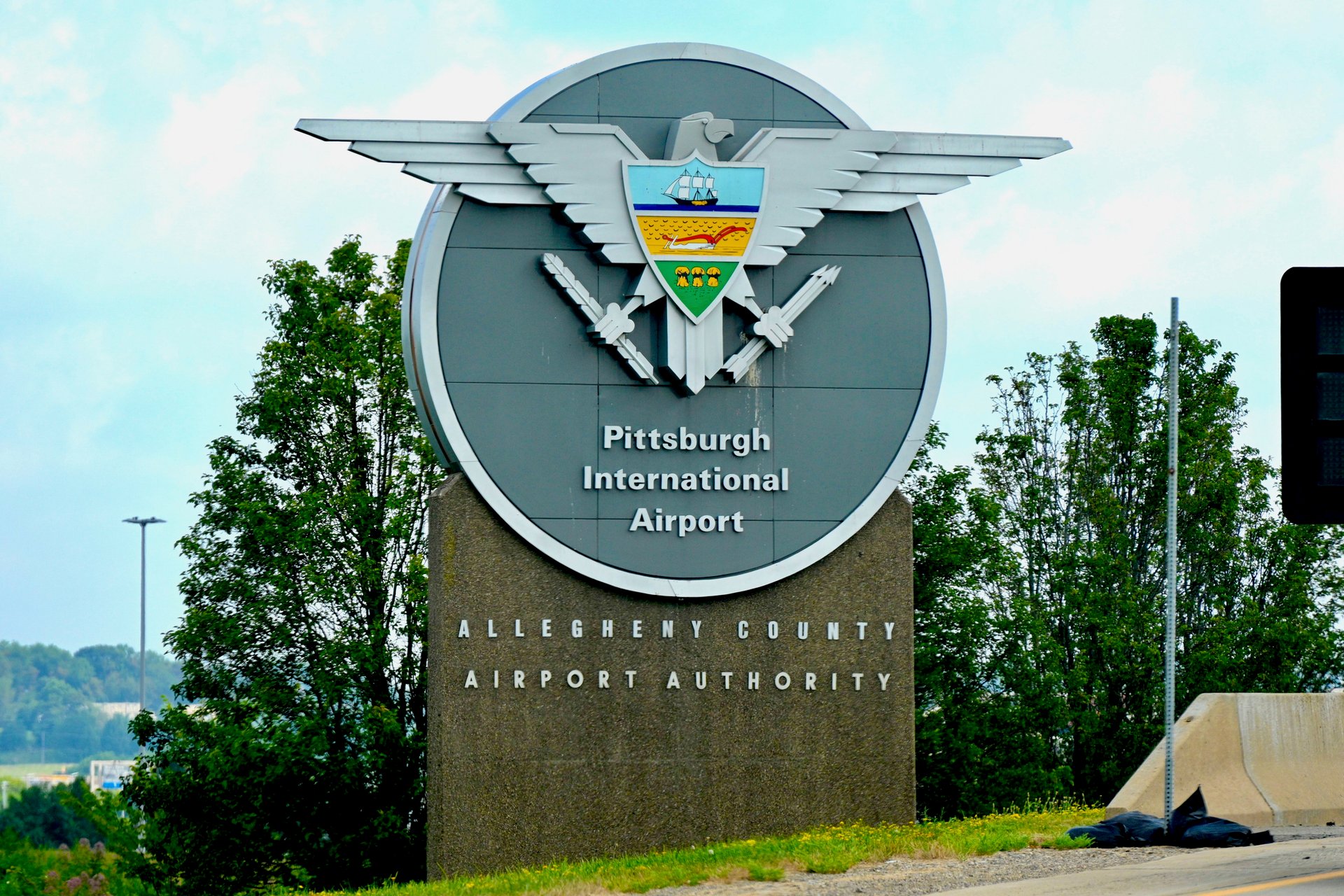These airports will have you walking the most and least