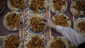 What Muslims around the world eat to break their fast during Ramadan