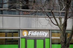 Fidelity says 401(k) balances are falling — but Americans don't seem to ...